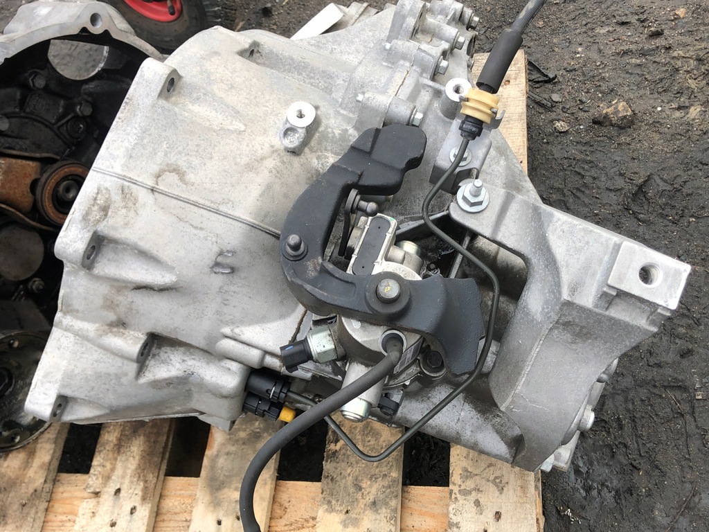 FORD C-MAX FOCUS MK3 1,6 ECO SKRZYNIA BV6R7002KC - 8537188797 - oficjalne archiwum Allegro