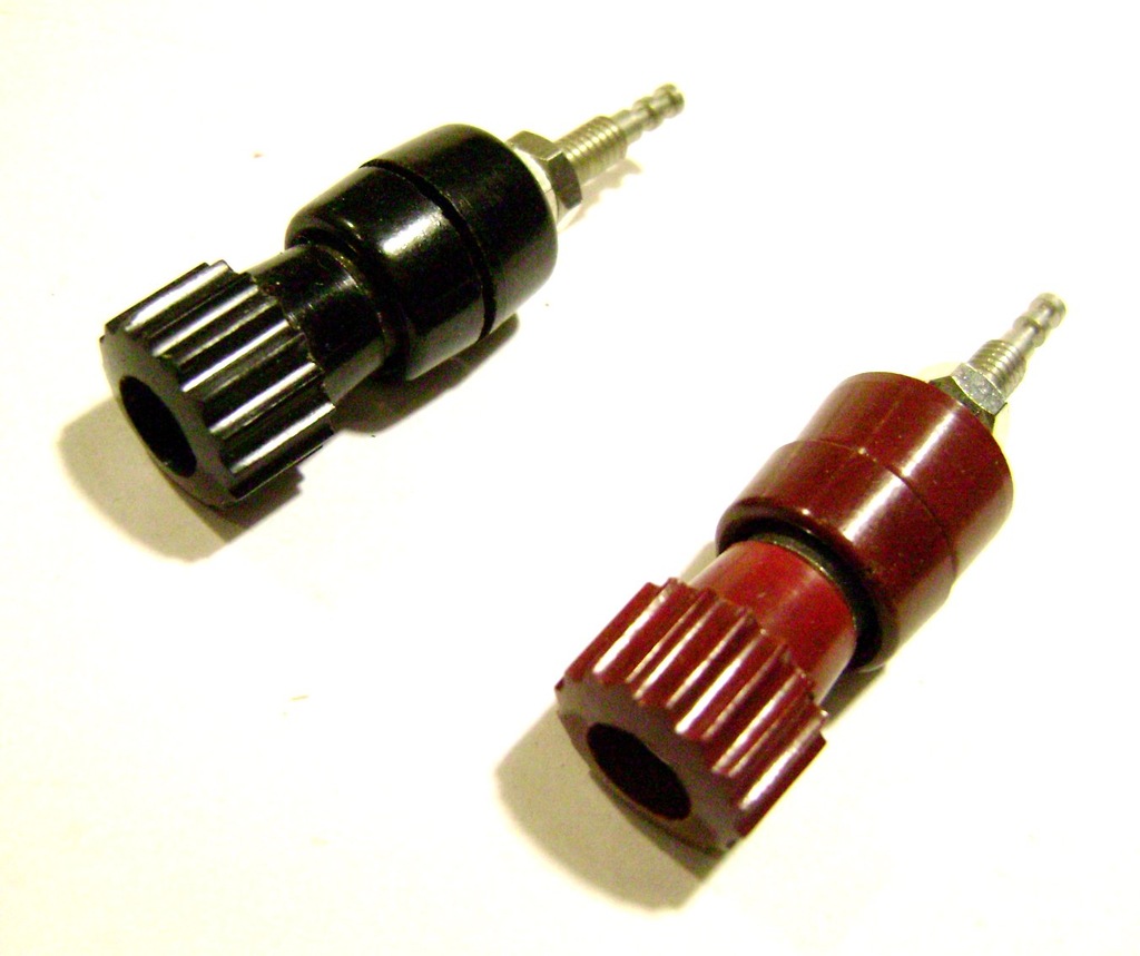 ZACISK BANANOWY LABORATORYJNY NOWY z wojska 2szt. - 7161139685 - oficjalne archiwum Allegro