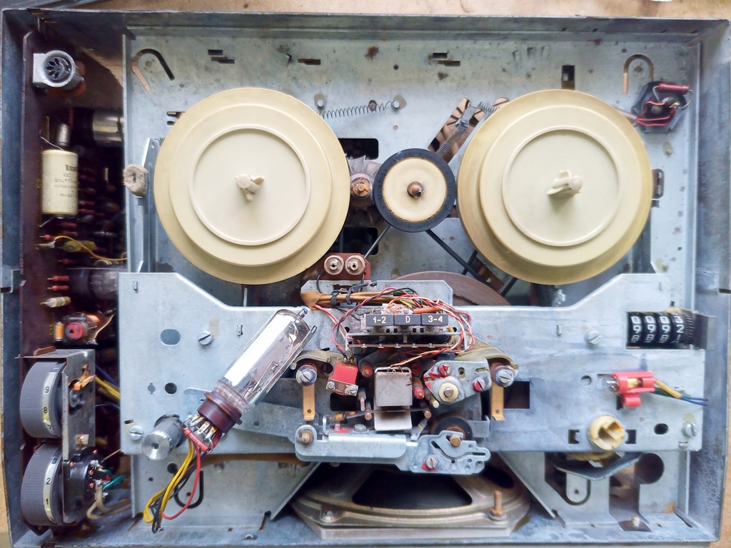 Magnetofon szpulowy Unitra ZK 140 lampowy - 12003723424 - oficjalne ...