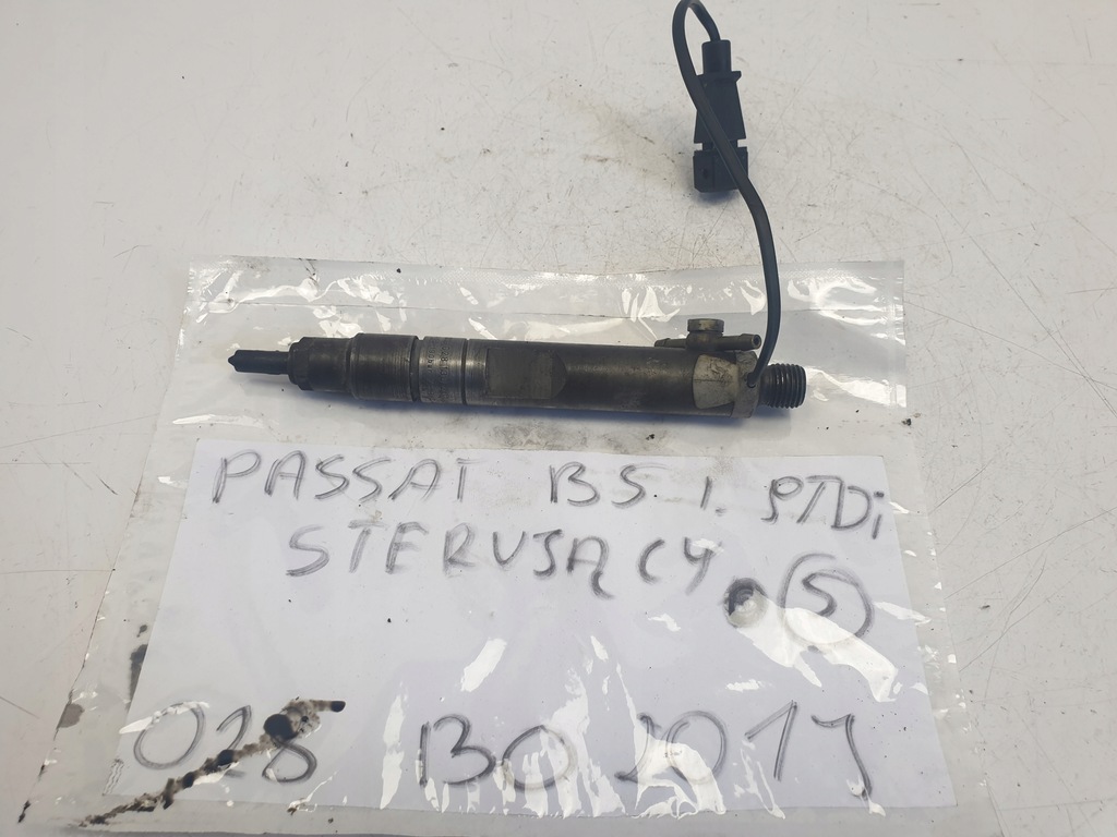 VW Passat B5 1.9 TDI WTRYSKIWACZ wtrysk STERUJĄCY - 9510878168 ...