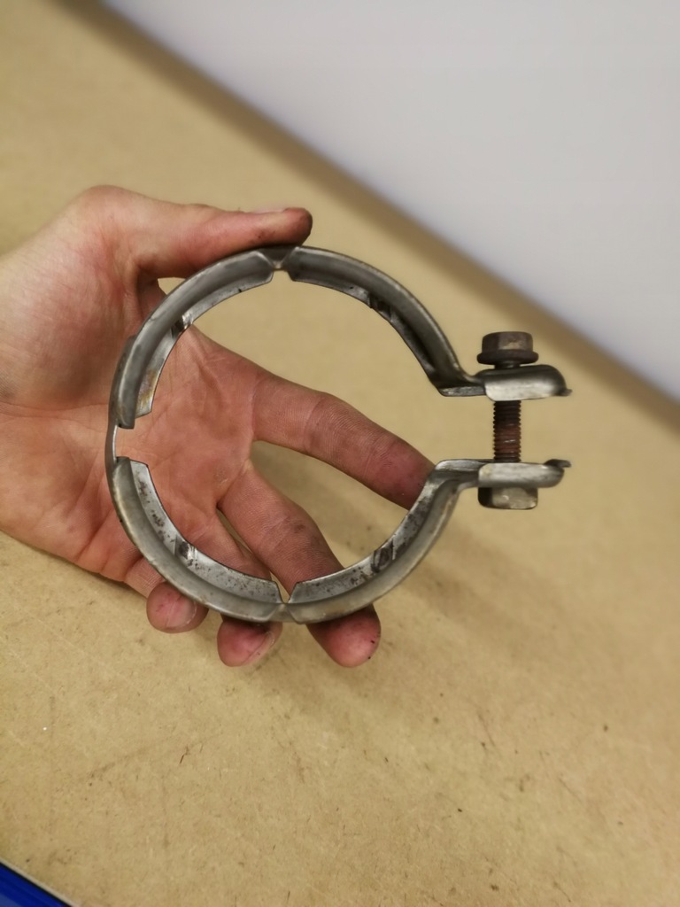 MERCEDES W211 OBEJMA KATALIZATORA 2034900441 - 8790981237 - oficjalne ...