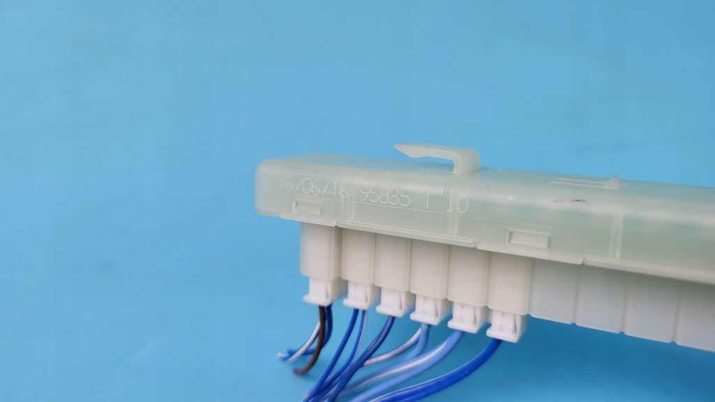 MERCEDES ROZDZIELACZ PRĄDU A0009820212 - 12292509029 - oficjalne ...