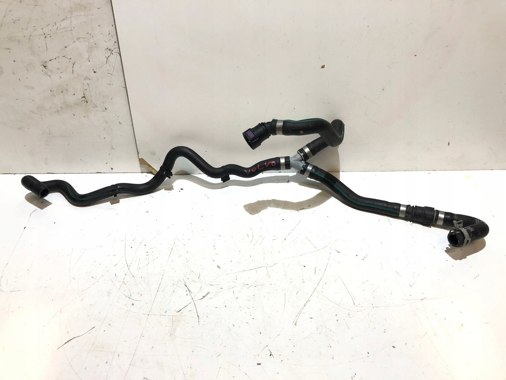 VOLVO V60 II 2.0 T8 HYBRYDA WĄŻ WODY 32222243 - 14141907949 - oficjalne ...