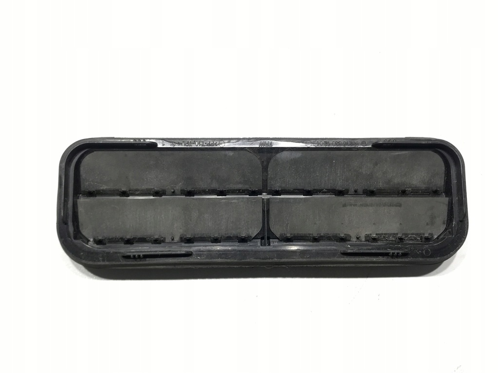 MERCEDES W205 KRATKA WENTYLACYJNA A2058301201 - 13626455150 - oficjalne ...