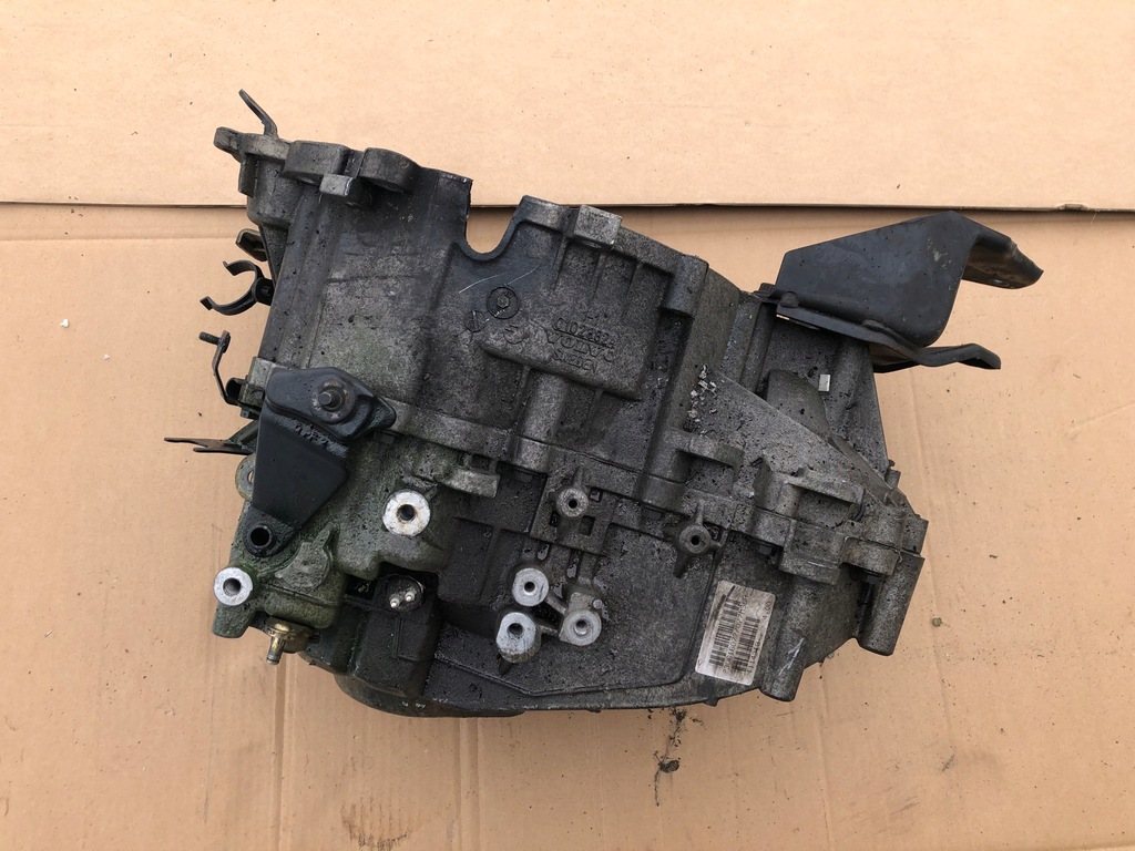 SKRZYNIA BIEGÓW VOLVO V40 S40 2.0 T 163KM 30616077 - 12626896453 - oficjalne archiwum Allegro