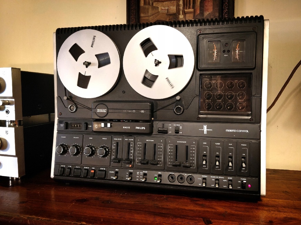 Magnetofon szpulowy Philips N4515 - 10150975831 - oficjalne archiwum ...