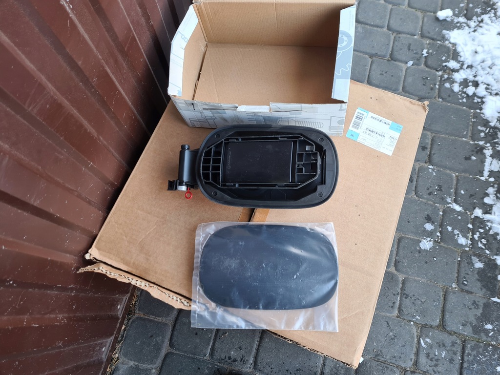 MERCEDES W205 MECHANIZM KLAPKA WLEWU PALIWA - 11553360063 - oficjalne ...