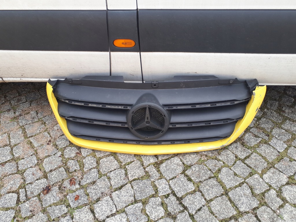MERCEDES SPRINTER 907 910 ATRAPA GRILL - 14122221774 - oficjalne archiwum Allegro