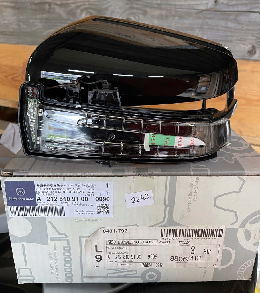 Obudowa lusterka MERCEDES W204 W212 W176 ORYGINAŁ - 12186608713 ...