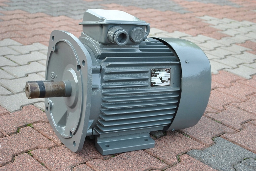 Silnik elektryczny kołnierzowy 15kw. 1445obr./min. VEM. łapowo/kołnierzowy - 14482867993 ...