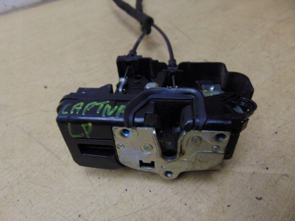 ZAMEK DRZWI LEWY PRZÓD CHEVROLET CAPTIVA 8 PIN EUR - 13230525091 - oficjalne archiwum Allegro