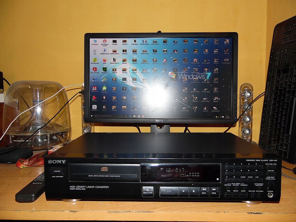 Купить Компактный проигрыватель компакт-дисков Sony CDP-497 с ...