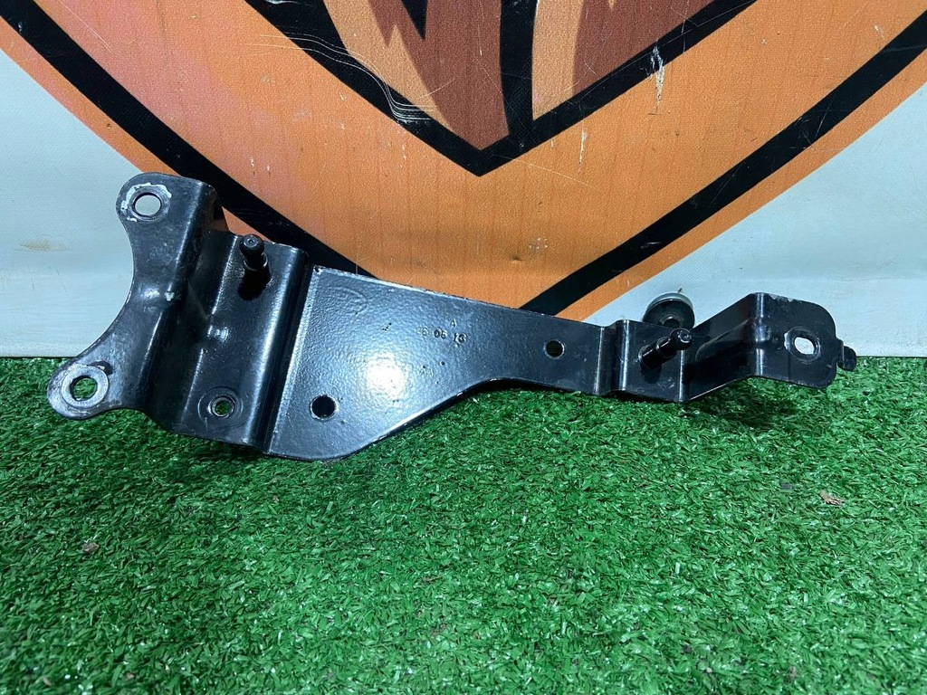 WSPORNIK MOCOWANIE RADARU RANGE ROVER CPLA9E729AA - 12880666273 ...