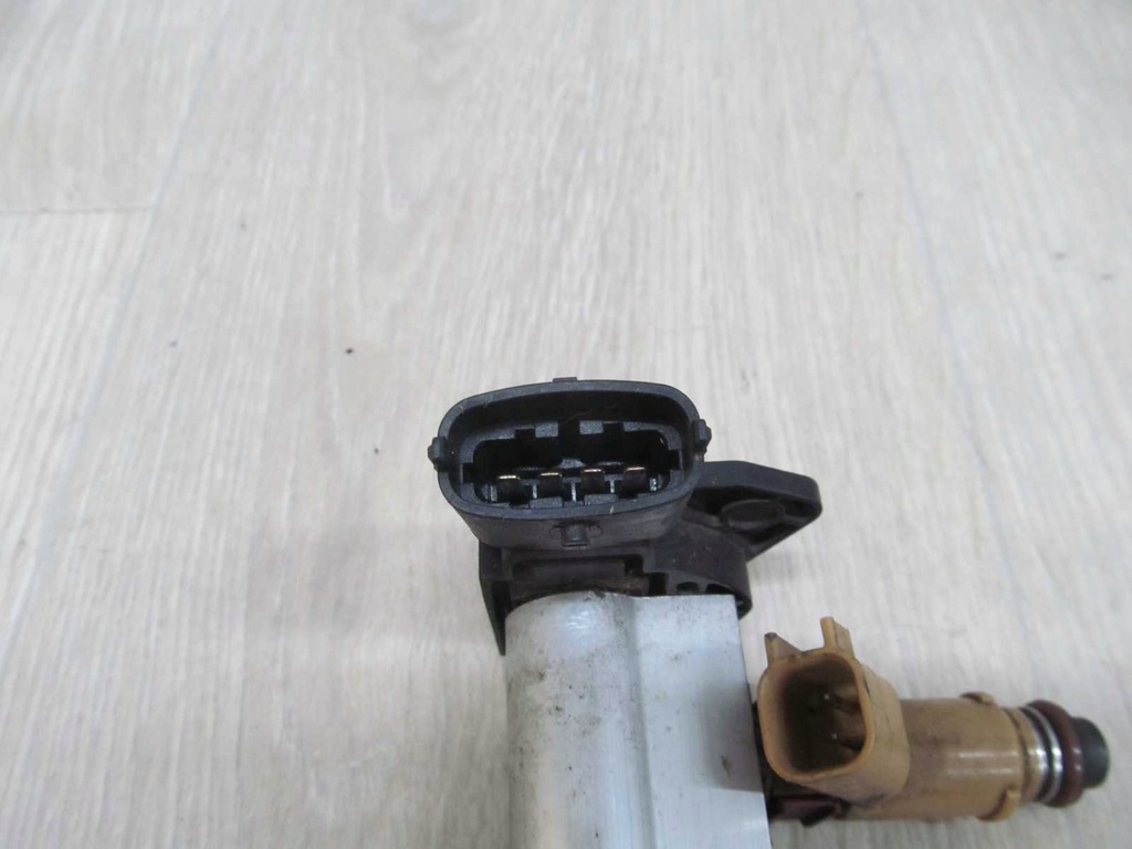 VOLVO S40 V50 C70 2.4 B CZUJNIK CISNIENIA PALIWA - 12376527919 ...