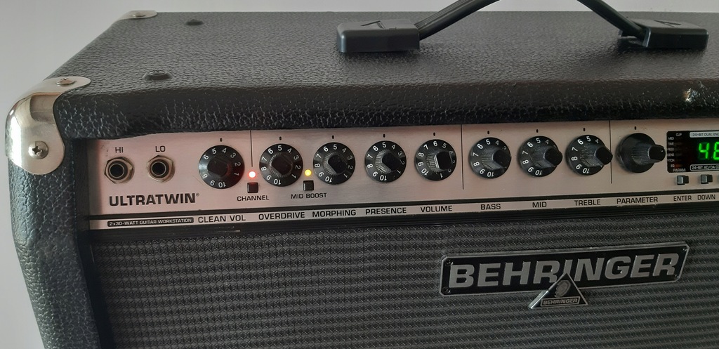 Wzmacniacz gitarowy Behringer ULTRATWIN GX210 - 8193519095 - oficjalne ...