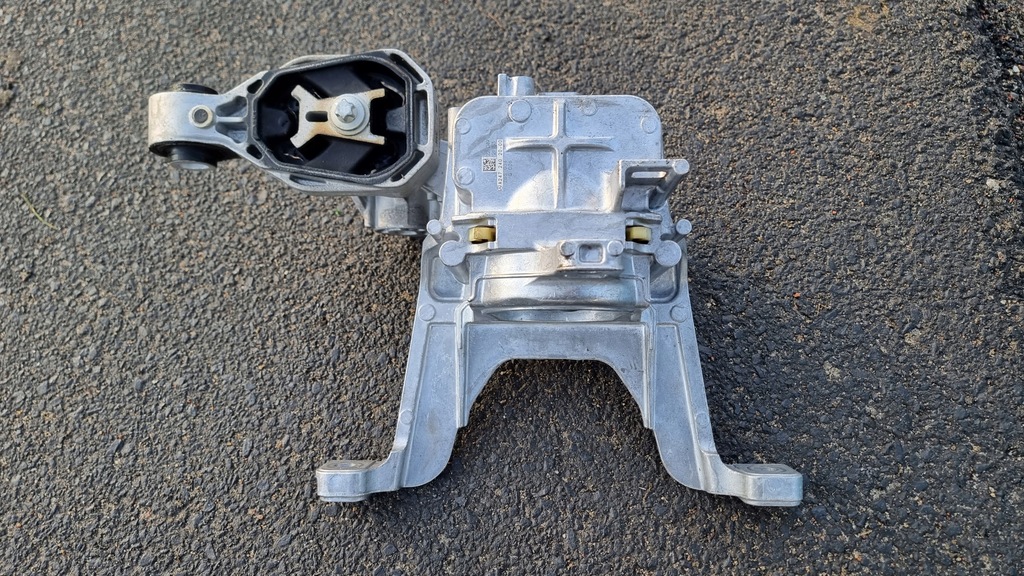 MERCEDES ŁAPA PODUSZKA SILNIKA A2472402000 - 12797704823 - oficjalne ...