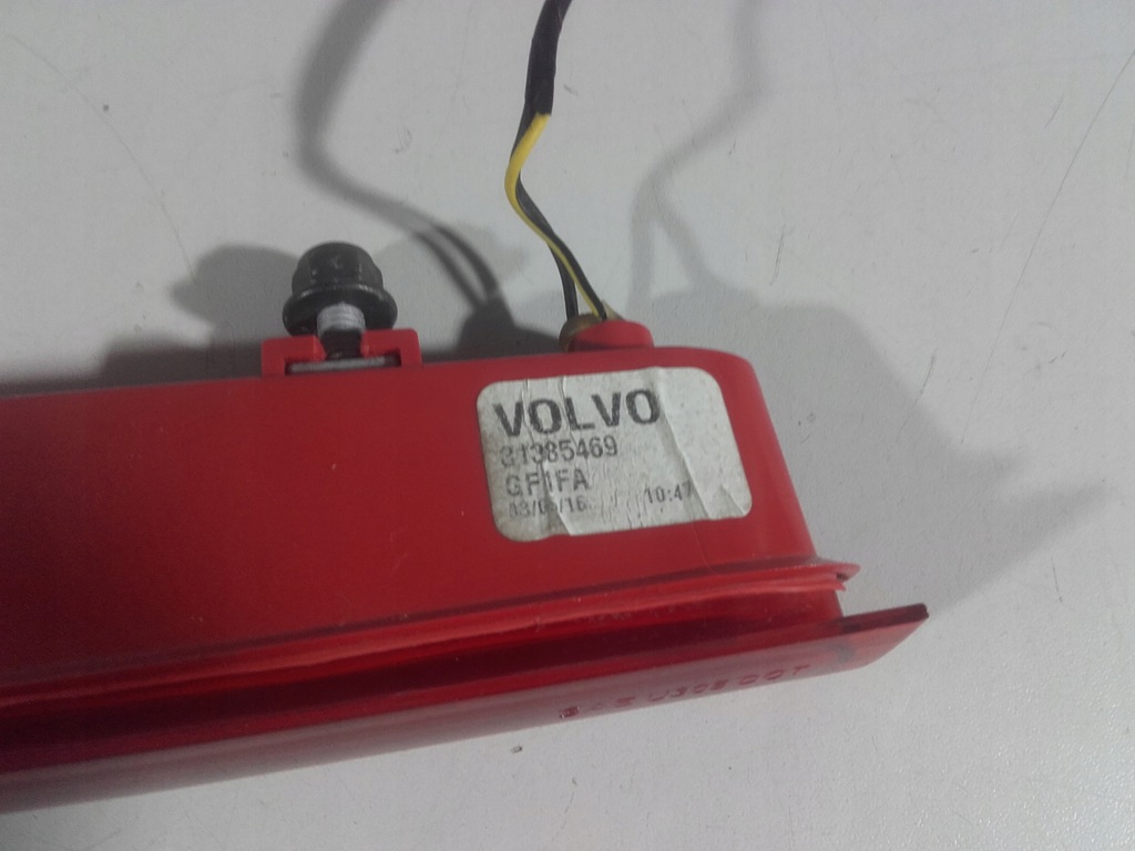 VOLVO V40 16R ŚWIATŁO STOP 31385469 - 7694985019 - oficjalne archiwum ...