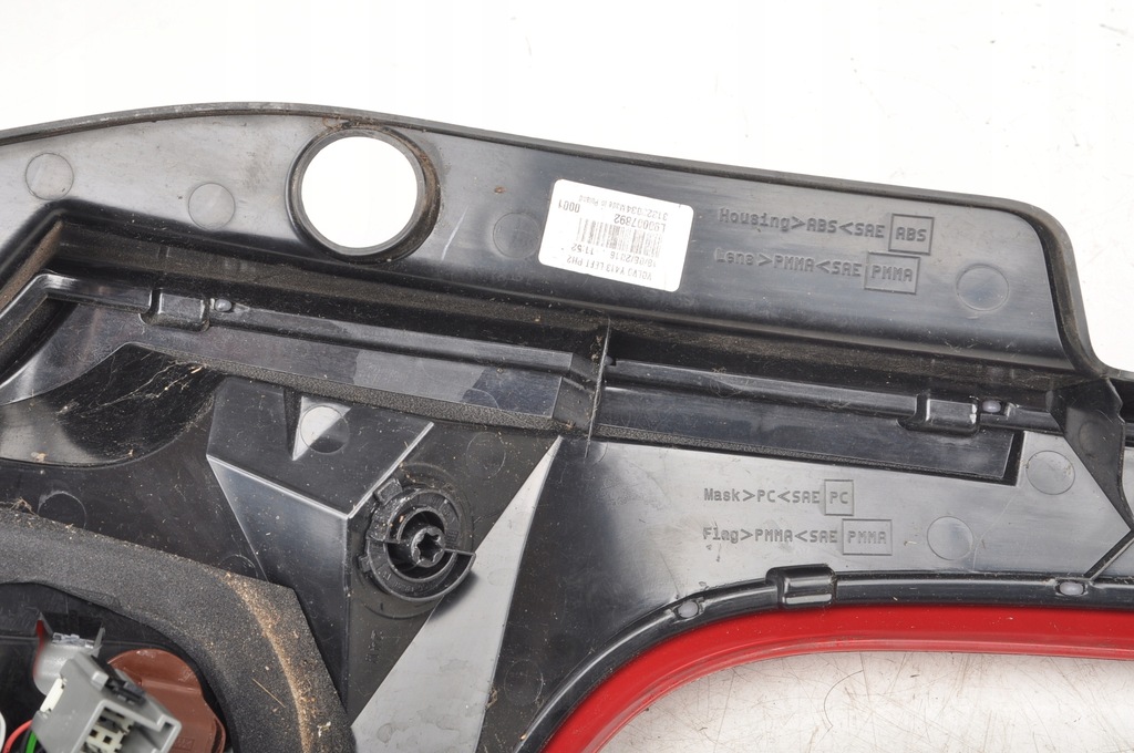 VOLVO XC60 I LAMPA LEWA TYLNA LEWA LIFT 31323034 - 11773440386 ...