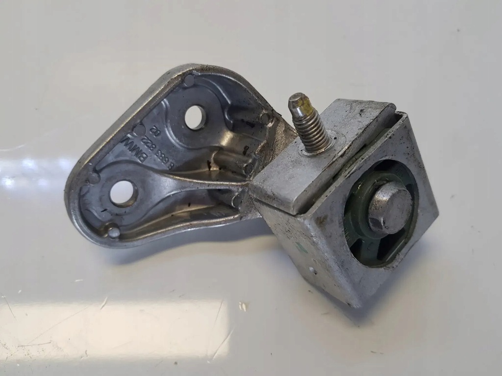 wieszak mocowanie uchwyt wspornik łożysko wydechu tłumika BMW G05 X5 ...