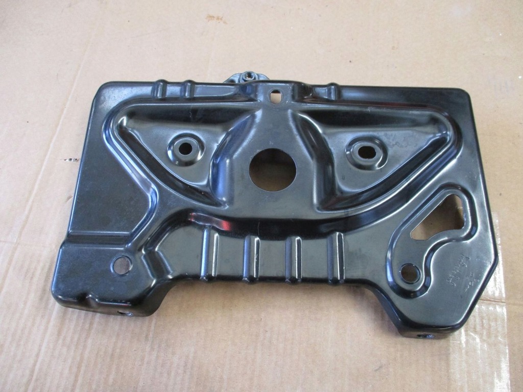 MERCEDES W212 UCHWYT POJEMNIK NA AKUMULATOR - 8743602431 - oficjalne ...