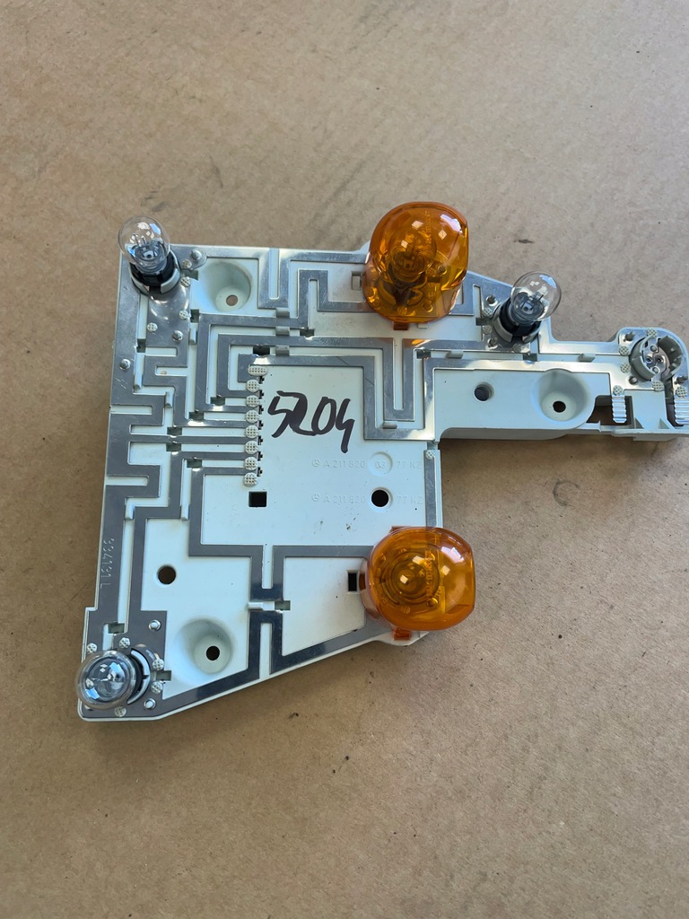 MERCEDES W211 WKŁAD LAMPY A2118200377 - 14991892698 - oficjalne ...