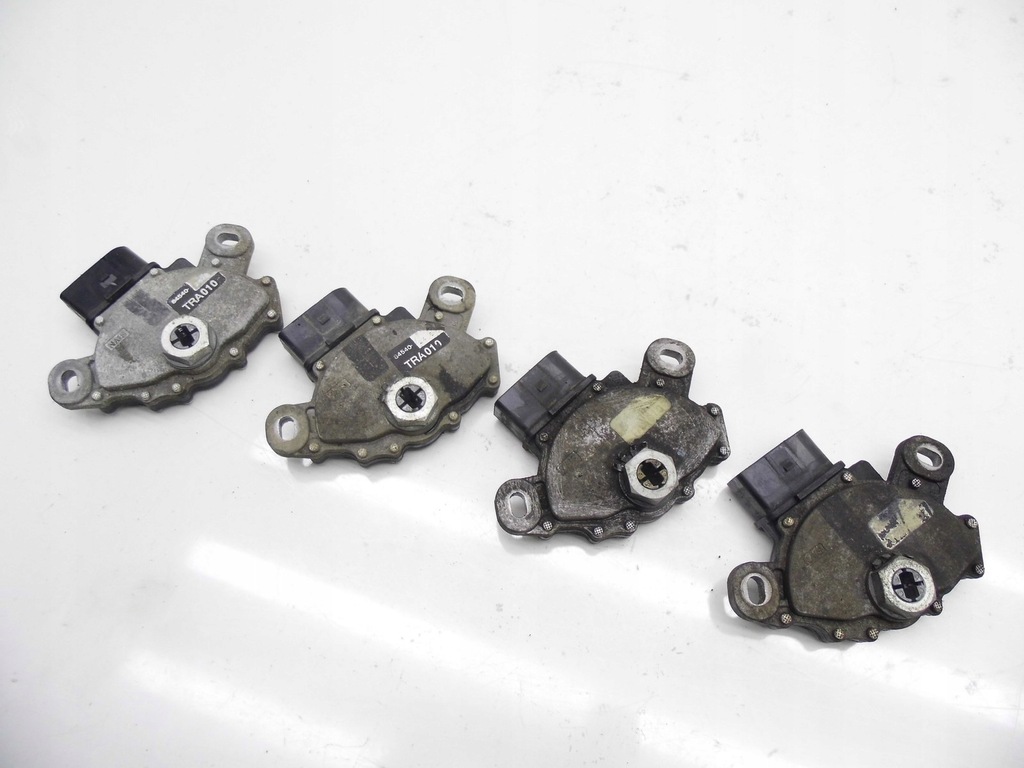 POZYCJONER SKRZYNI Q7 CAYENNE TOUAREG 84540-2415 - 12405525030 ...