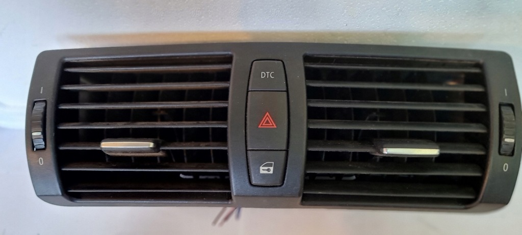 KRATKA NAWIEWU ŚRODKOWA BMW 1 E81 E82 E87 7059189 - 13219378650 ...