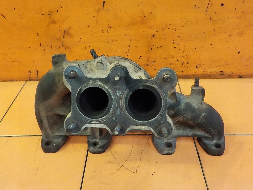 A3 8P GOLF LEON 1.6 B 8V 09r 102KM BSE kolektor wydechowy 06A253033AS ...