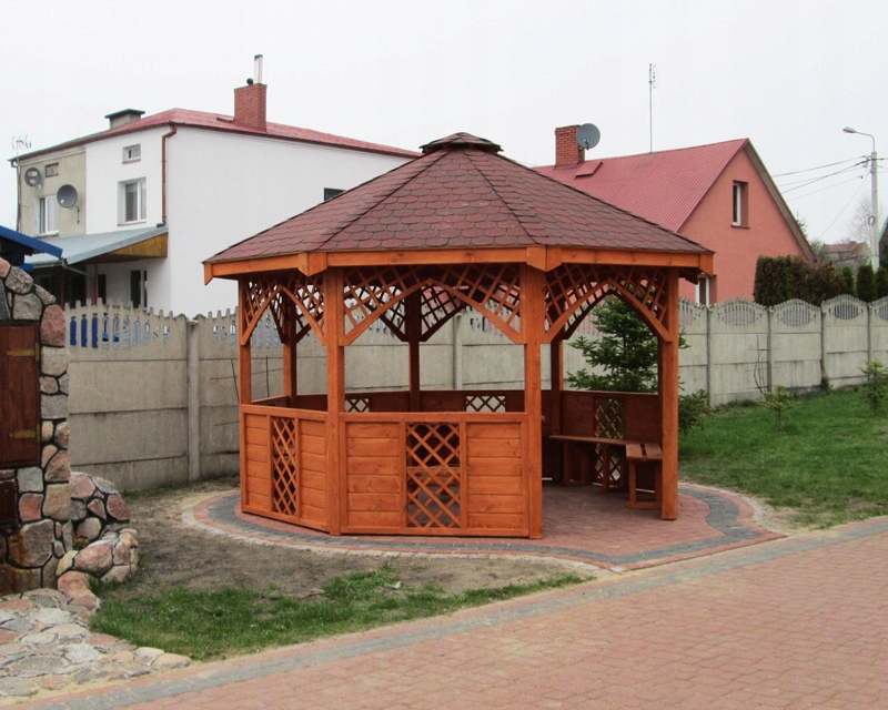 Altana altanka ogrodowa pomalowana pokryta gontem - 7920445873 ...