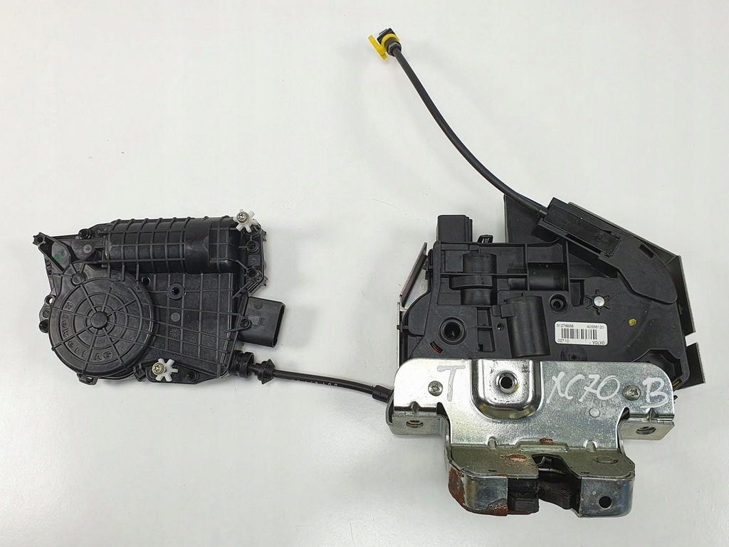 ZAMEK DOCIĄG KLAPY TYŁ VOLVO XC70 II 31276958 - 13683453541 - oficjalne ...