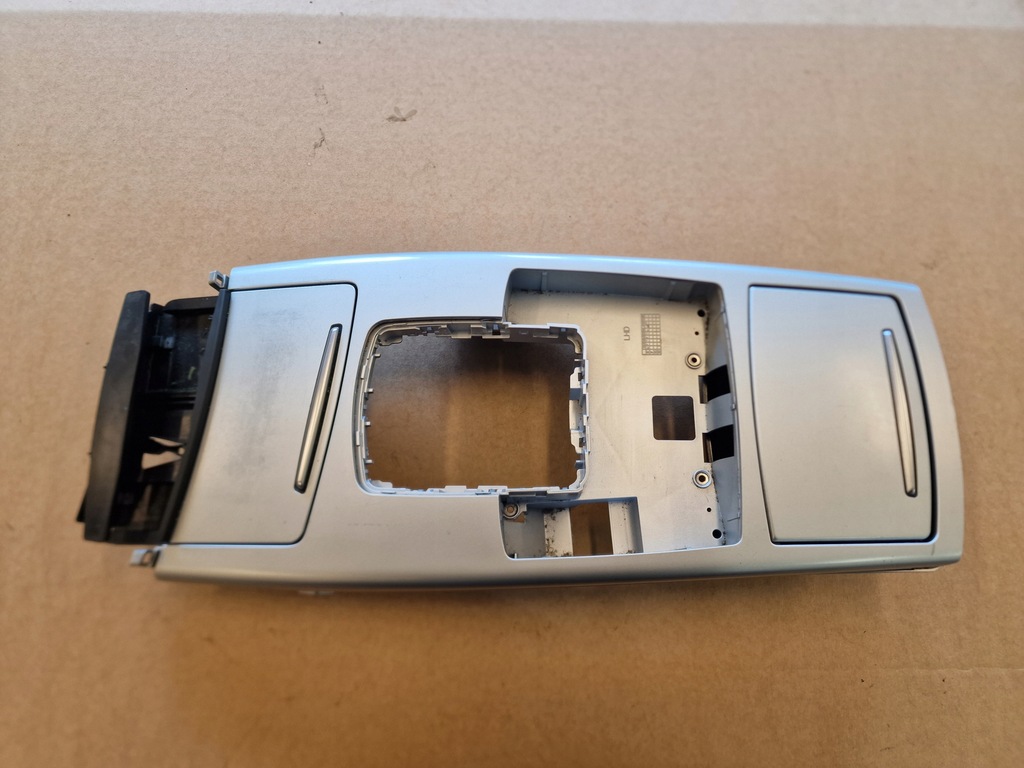 Tunel środkowy konsola Audi A6 C6 LIFT popielniczk - 13312421280 ...