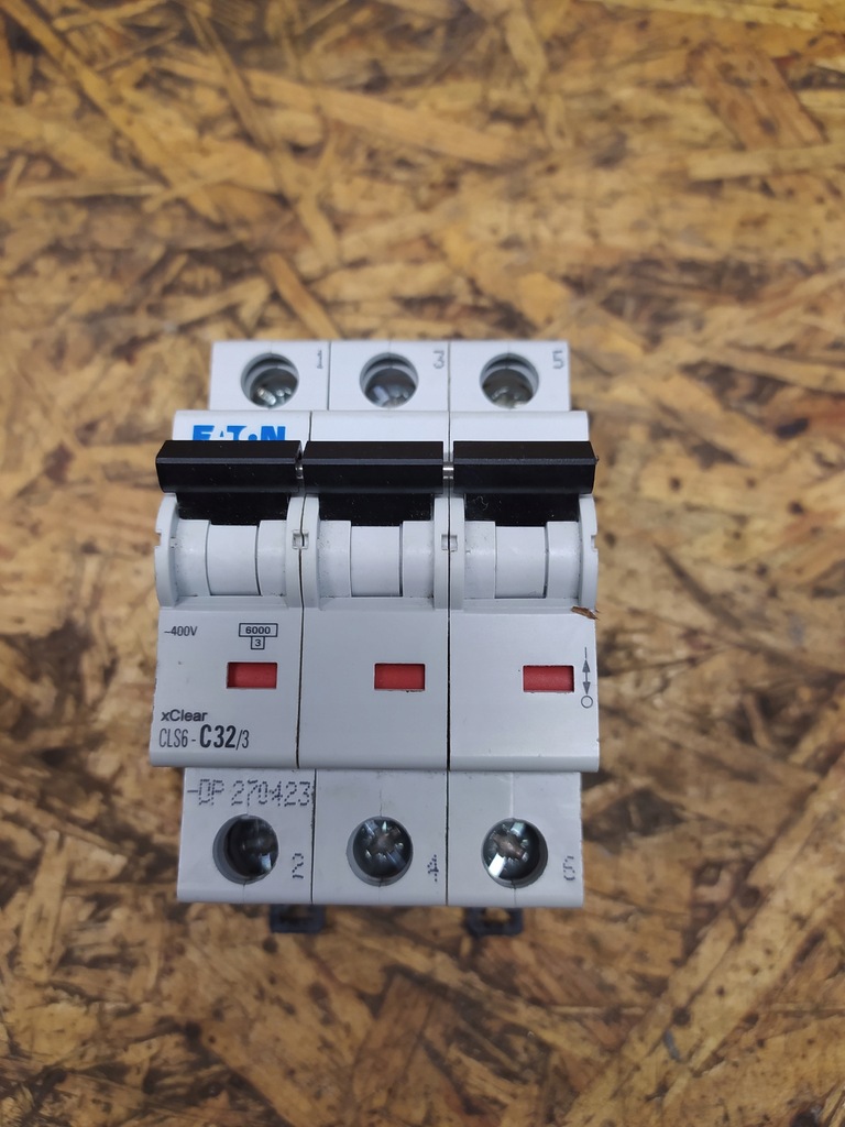 Bezpiecznik nadprądowy EATON C 32 A 3P CLS6-C32/3 - 12117859926 - oficjalne archiwum Allegro