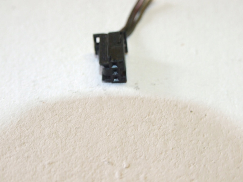 WTYCZKA KOSTKA ZŁACZKA MERCEDES 0375456328 - 9216305131 - oficjalne ...