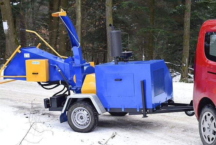 Купить РЕБАК, ИЗМЕЛЬЧИТЕЛЬ ВЕТВИЙ НА ШАССИ, МОЩНОСТЬ 40 Л.С.: отзывы, фото и характеристики на ...