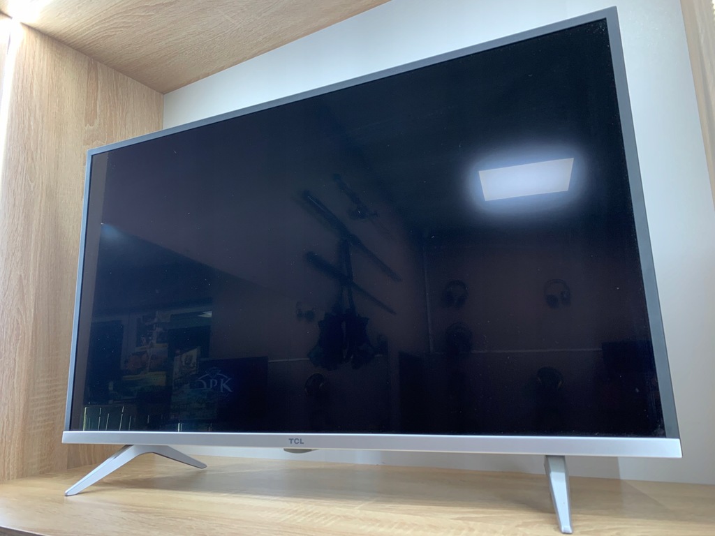 Telewizor LED TCL 32ES586 32 Smart TV HD Ready - 13245141346 ...
