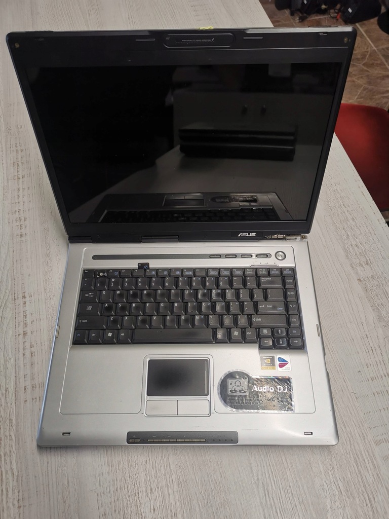 Laptop Asus Z92V NA CZĘŚCI - 9611918000 - oficjalne archiwum Allegro