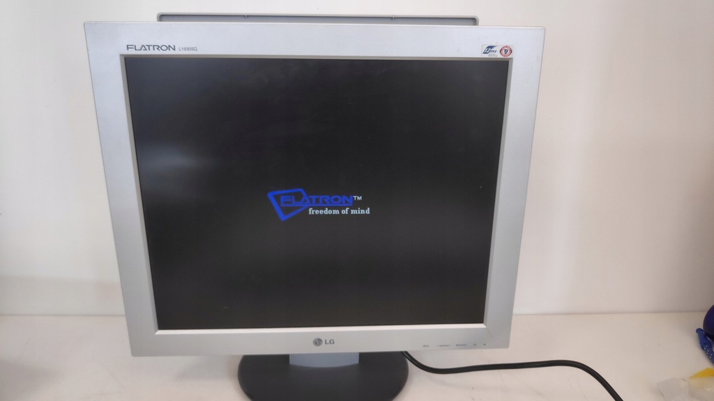 LG monitor Flatron 1930SQ - 13641118753 - oficjalne archiwum Allegro