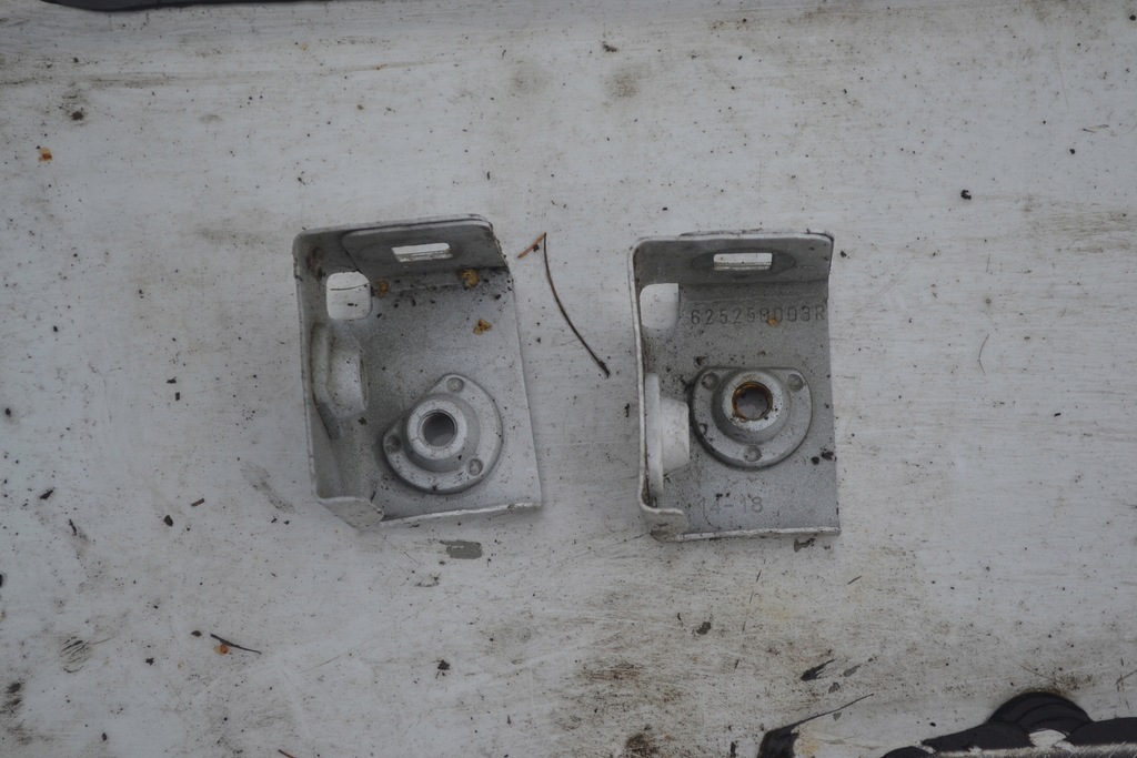 Mocowanie błotnika lewego Master III 625250003R - 9497623554 ...