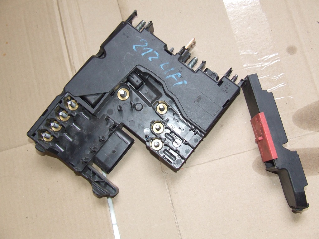 MERCEDES A2125407050 SKRZYNKA KLEMA NABÓJ W212 - 11000480749 ...