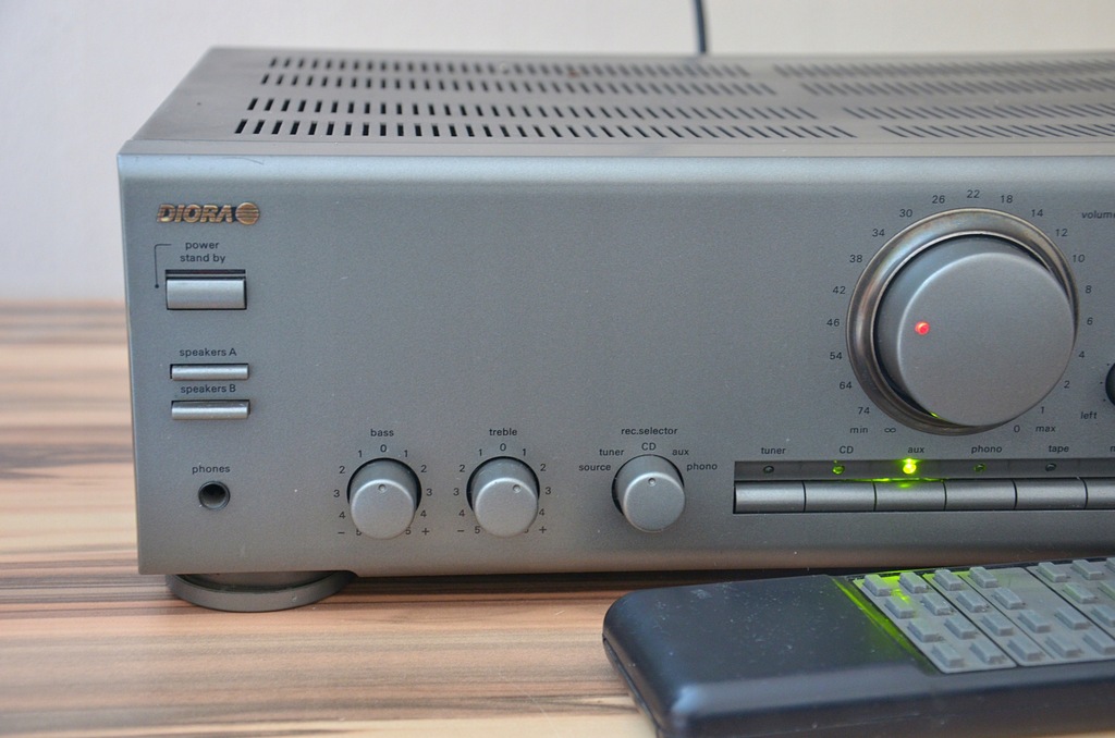 Wzmacniacz DIORA WS 704 + PILOT + INSTRUKCJA - 10185206062 - oficjalne archiwum Allegro