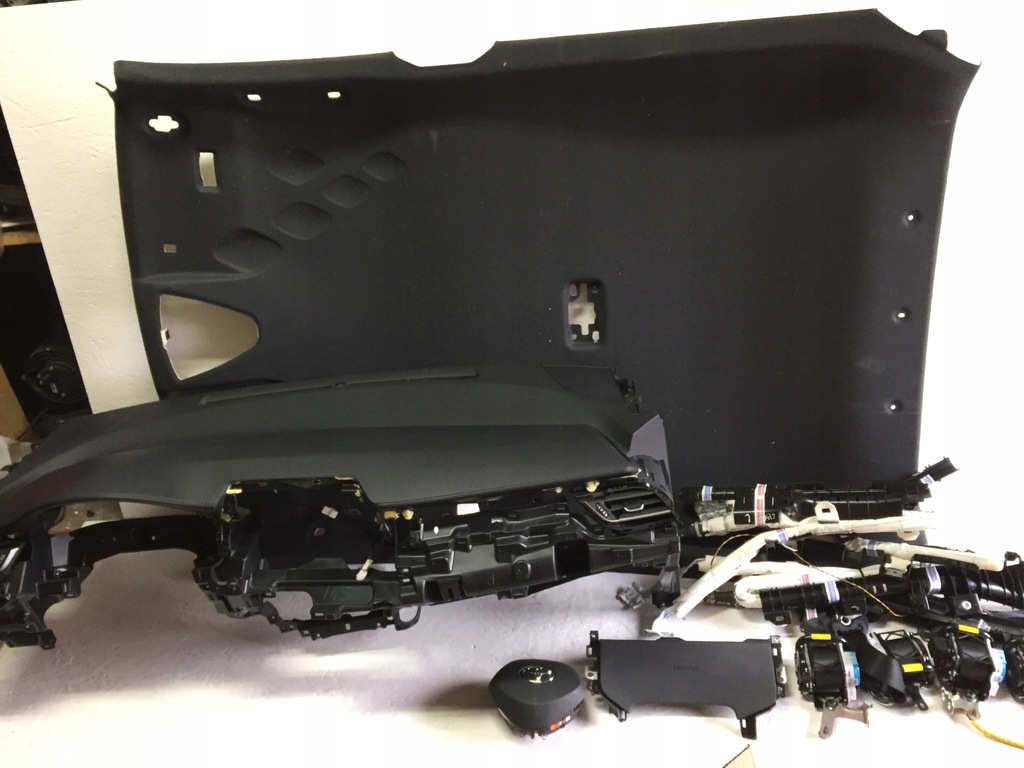 AIRBAG PODUSZKI PODSUFITKA TOYOTA CHR C-HR CZARNA - 12896307521 ...