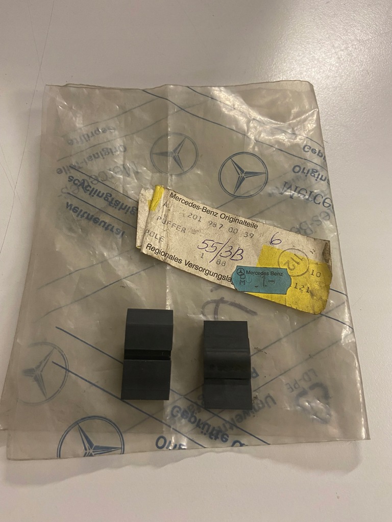 ODBOJNIK MASKI DYSTANS GUMA MERCEDES W123 W201 - 13129082749 ...