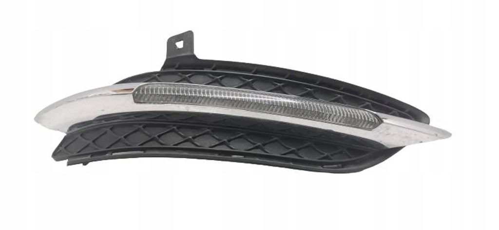 Mercedes W246 KRATKA HALOGENU LED DRL A2049069200 EUROPA - 15197519875 ...