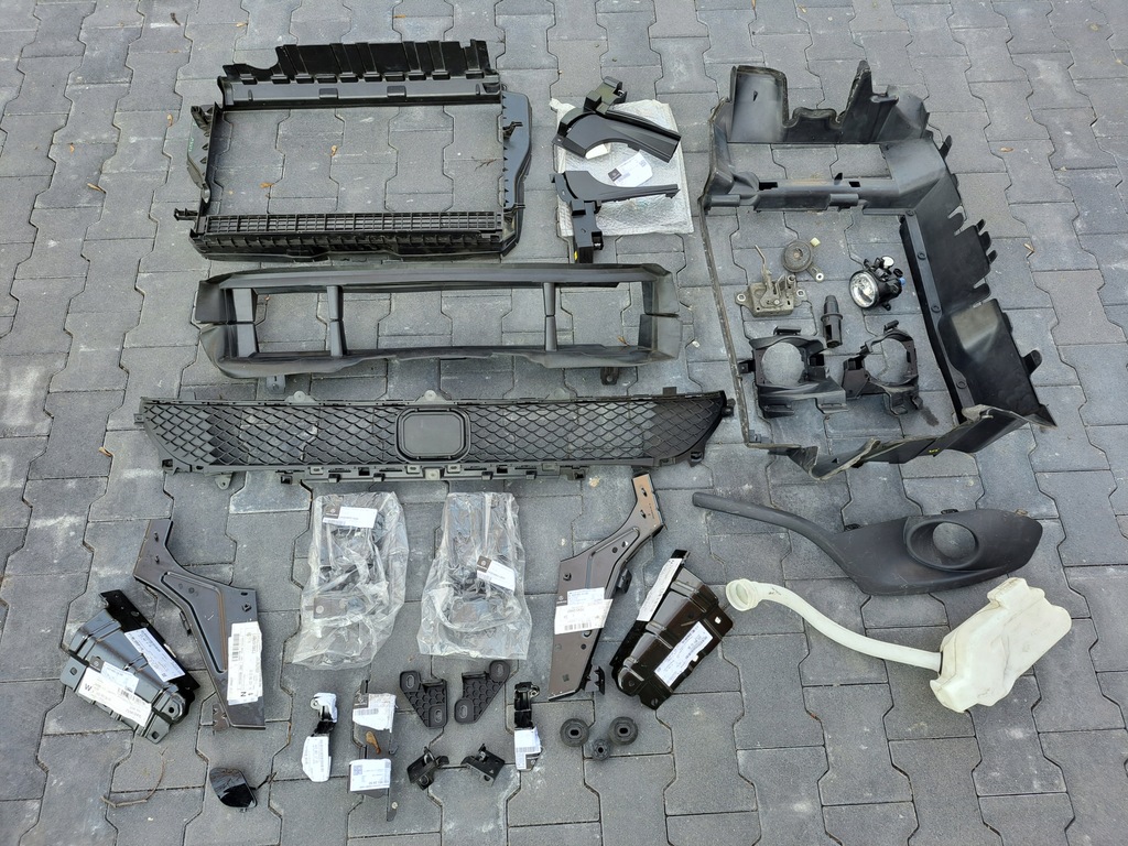 MERCEDES CITAN W415 W420 WSPORNIK BŁOTNIKA KIEROWNICA WLOT POWIETRZA ...