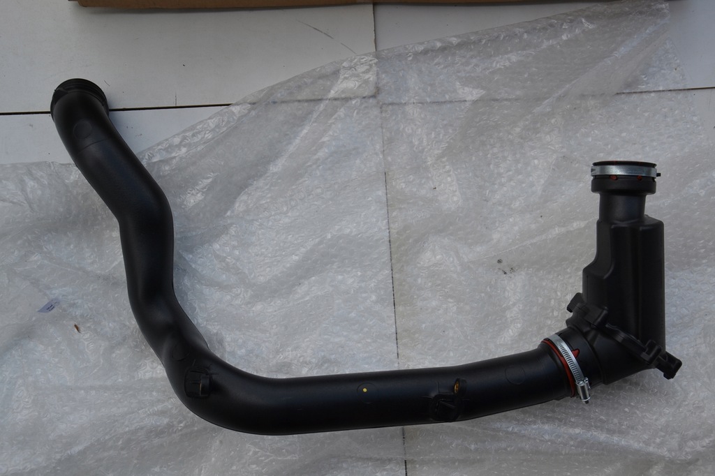 Volvo S60 XC90 XC70 V70 Rezonator rura intercooler - 12130285826 ...