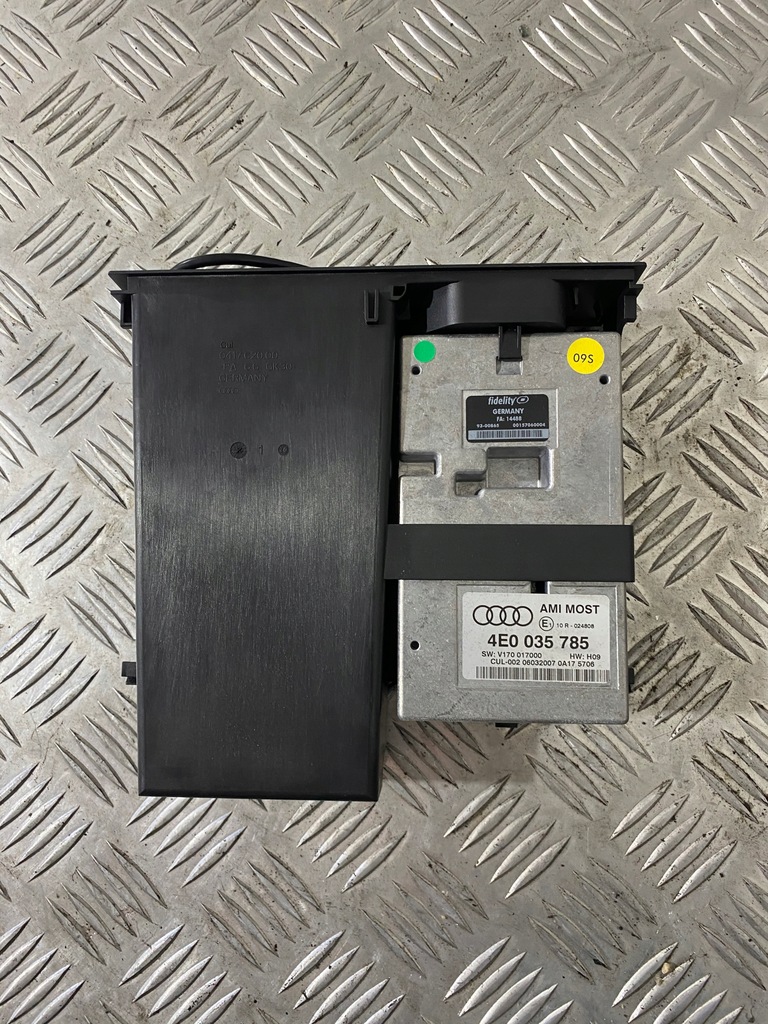 MODUŁ INTERFACE AMI A4 B8 A5 A6 C6 4E0035785 - 10768415659 - oficjalne archiwum Allegro