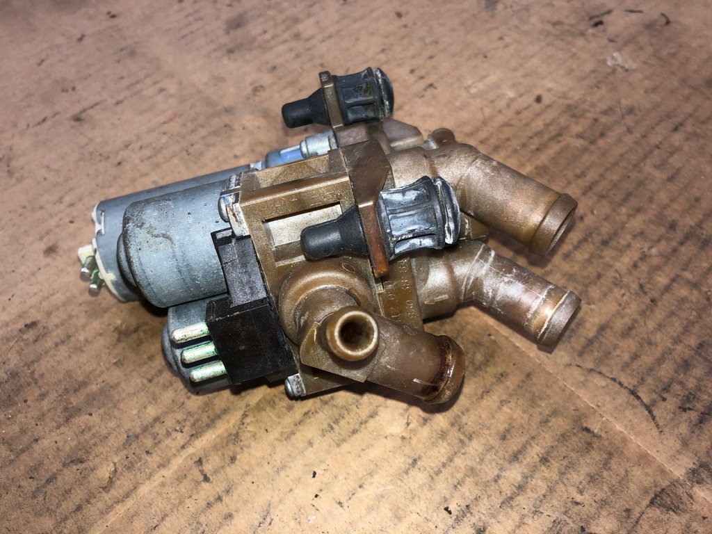 Купить ЭЛЕКТРОМАГНИТНЫЙ КЛАПАН MERCEDES-BENZ W124 0018303884: отзывы ...