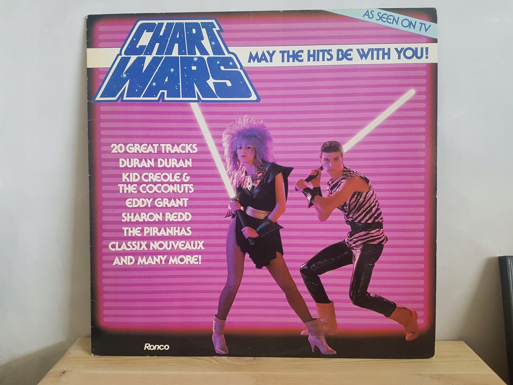 Купить Chart Wars POP WAR STARS DISCO COMPILATION: отзывы, фото и ...