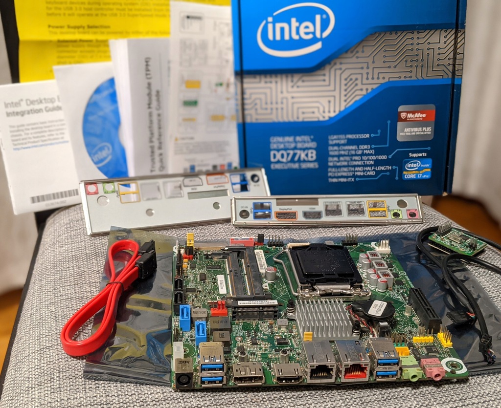 Płyta główna Intel DQ77KB Mini ITX 4GB CEC Pulse8 - 11497141402 ...