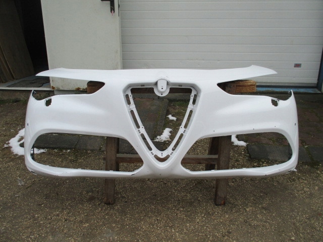 ZDERZAK PRZÓD PRZEDNI ALFA ROMEO STELVIO 50549458 - 13396370500 ...